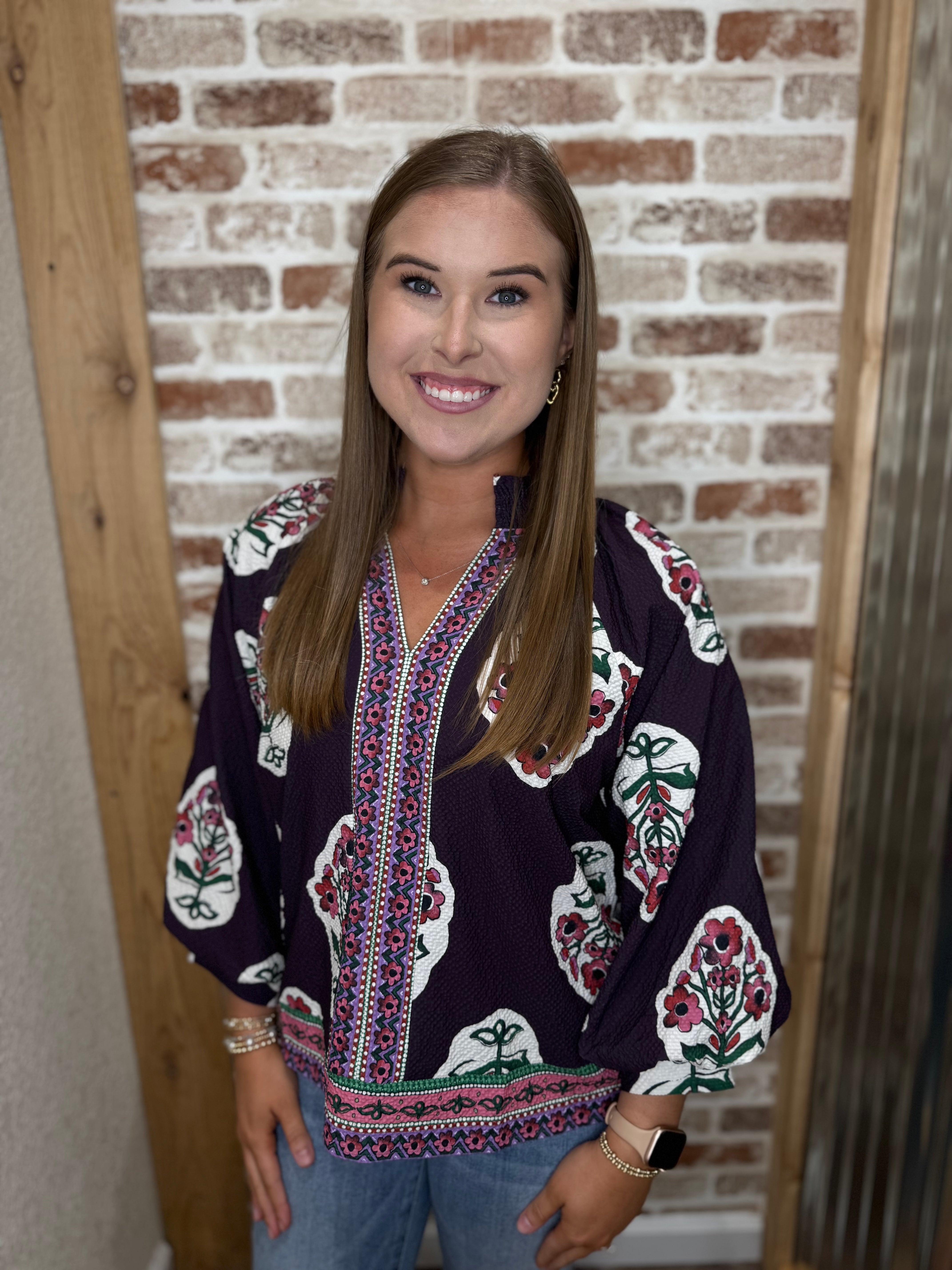 Shape Things Up Top – Uniquely Southern Boutique & Gift