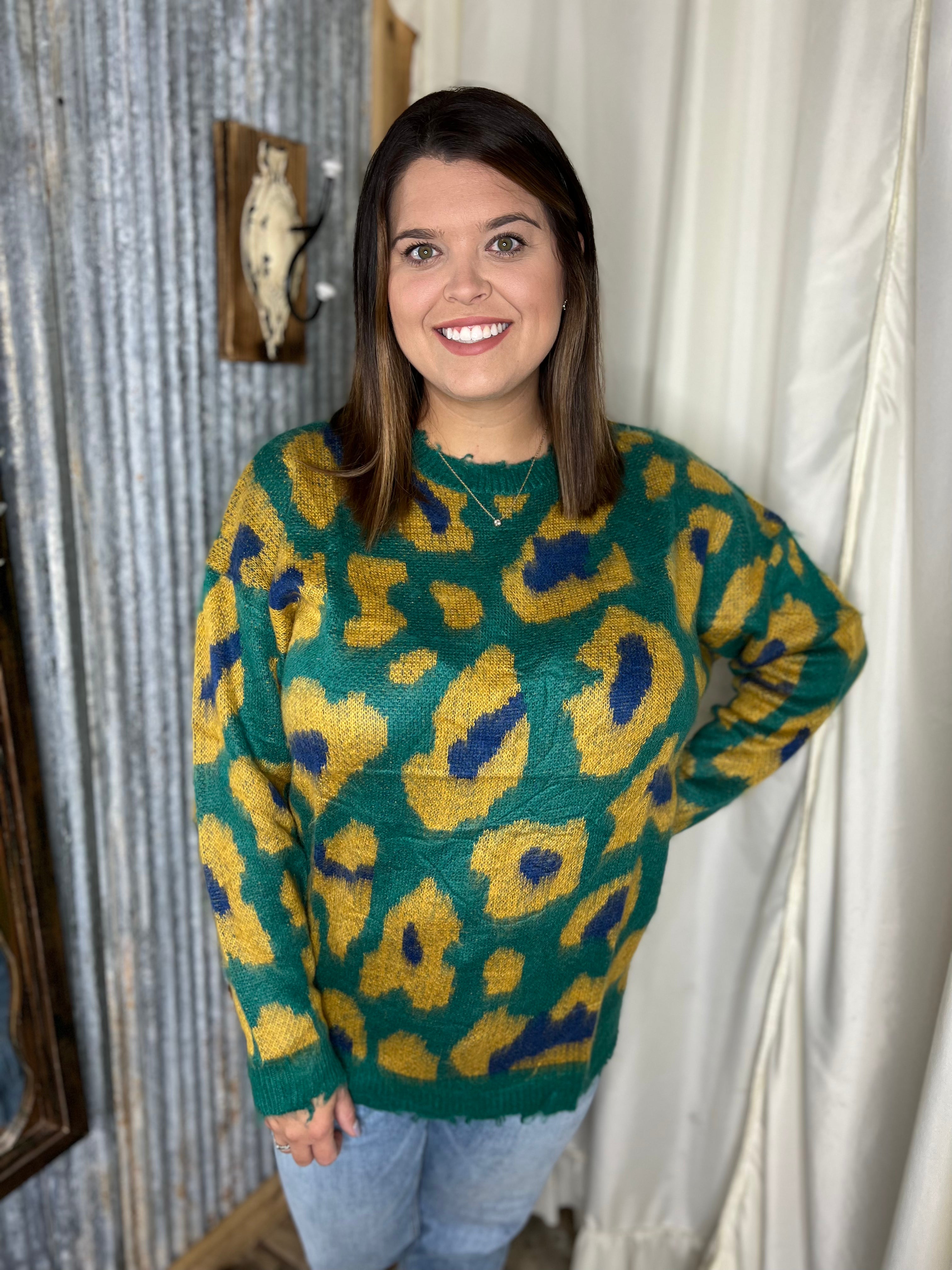 The Bea Curvy Sweater-Green – Uniquely Southern Boutique & Gift